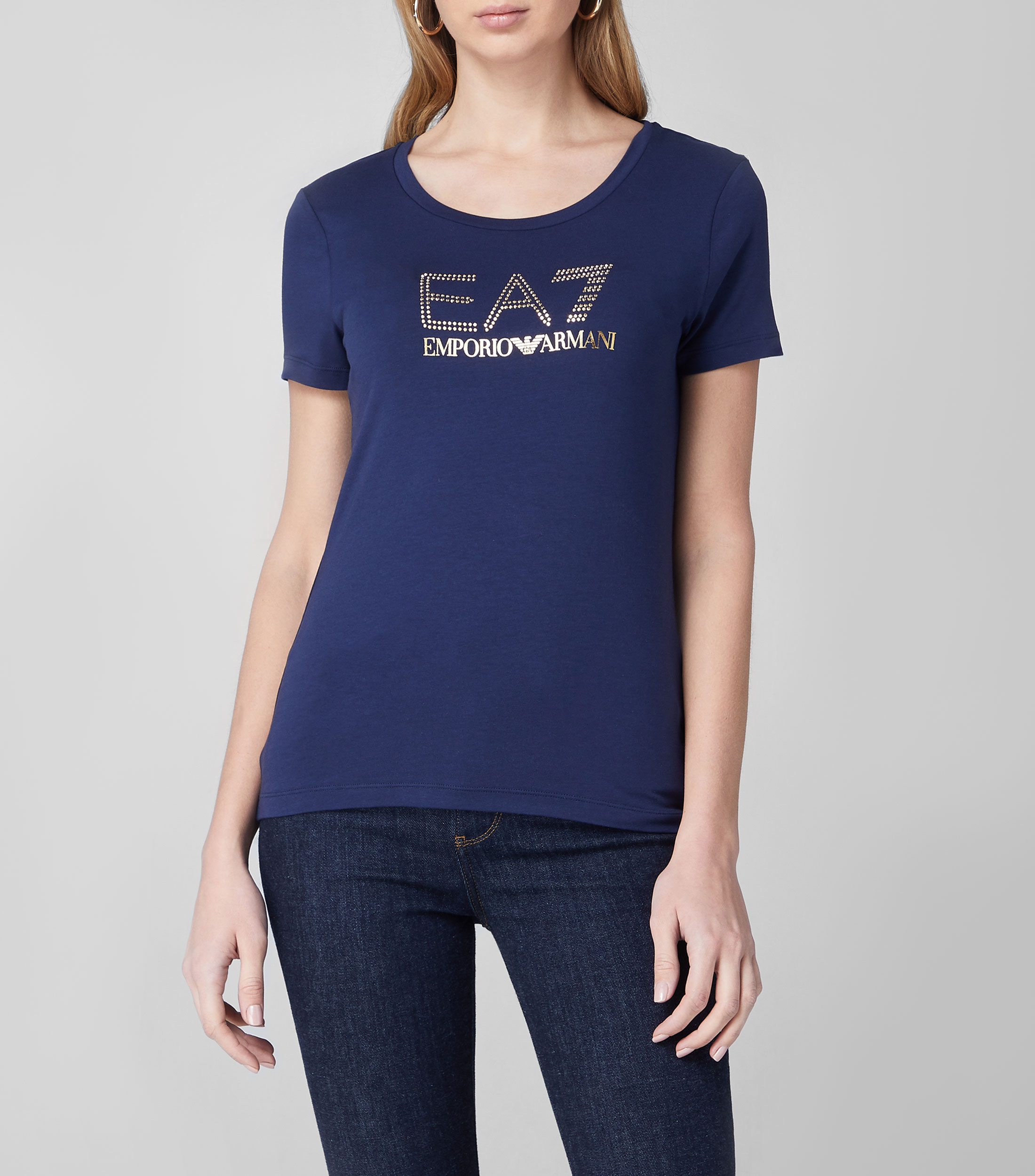 EA7 Emporio Armani: Playera de cuello redondo y manga corta con logotipo metalizado Mujer | El ...
